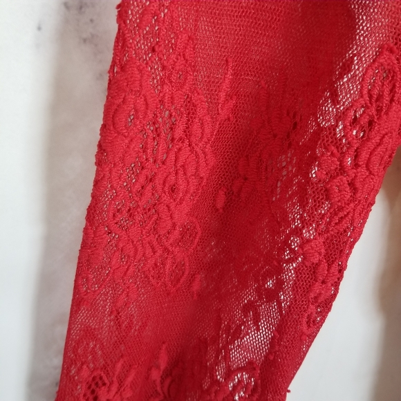 bobi | Dresses | Bobi Black Los Angeles Red Lace Dress | Poshmark